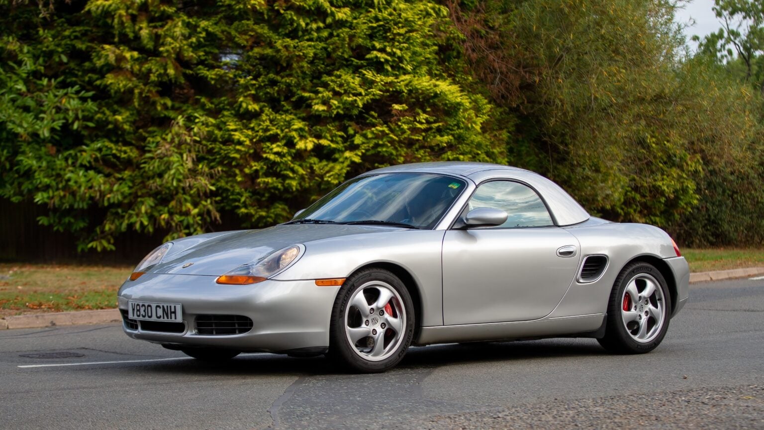 10 Affordable Mid-Engine Cars With Supercar Balance