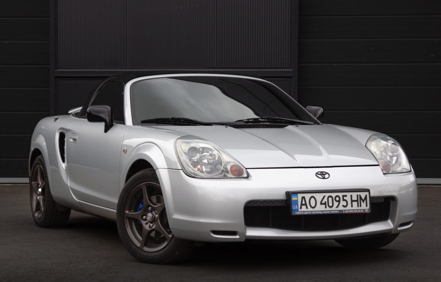 10 Affordable Mid-Engine Cars With Supercar Balance