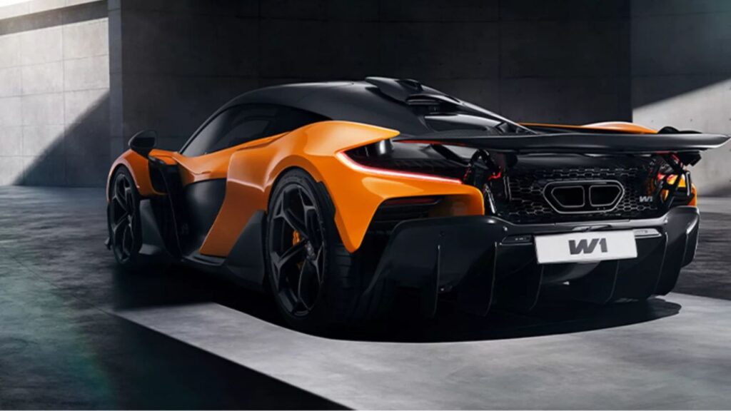 12 Hypercars So Beautiful They Should Be in a Museum