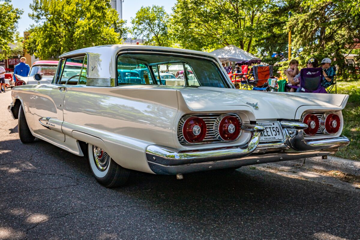 The Most Beautiful Tailfin Cars from the Golden Age of Driving