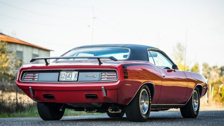 12 Of The Most Powerful Muscle Cars From The 1970s