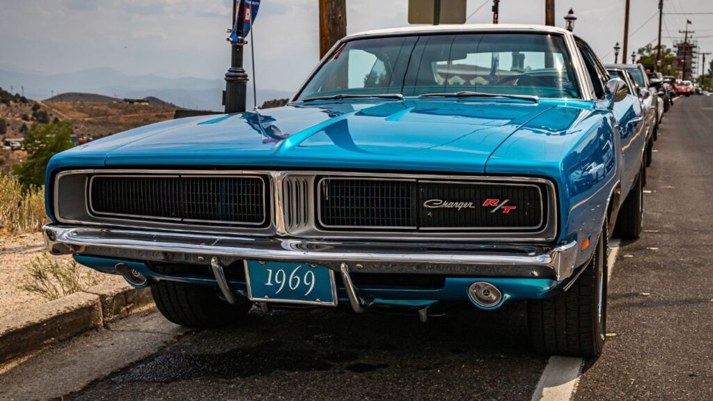 12 Legendary Muscle Cars Every Enthusiast Should Drive at Least Once