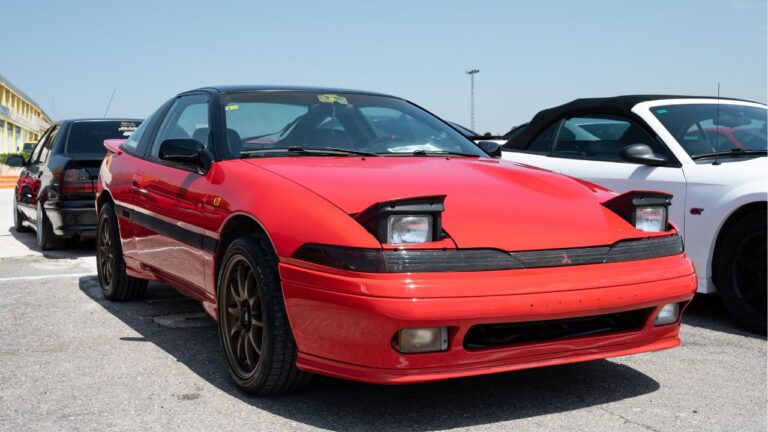 15 Vehicles You’d Swear Everyone Had in the '90s