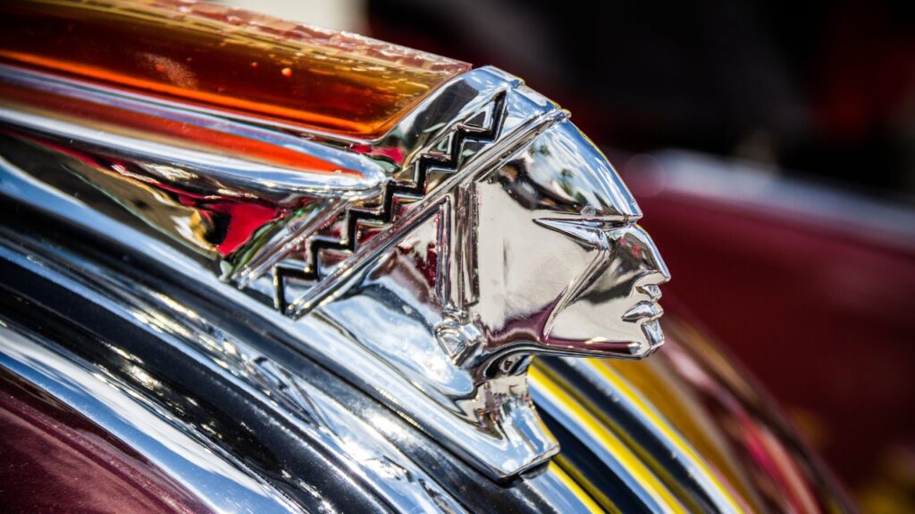 12 Most Beautiful Hood Ornaments