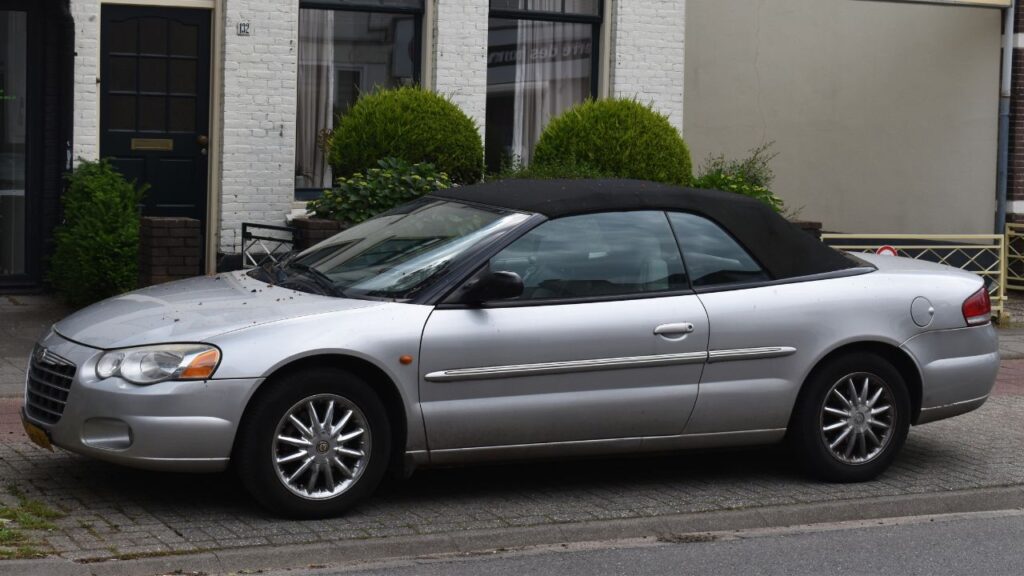 12 Cars That Look Fast... But Aren't