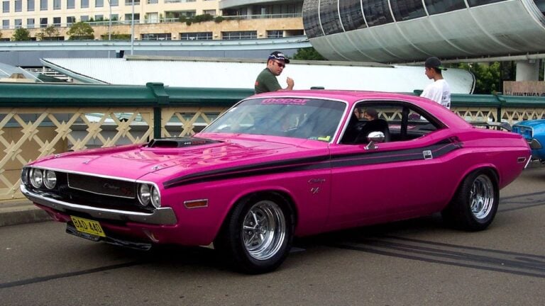 12 Legendary Muscle Cars Every Enthusiast Should Drive at Least Once