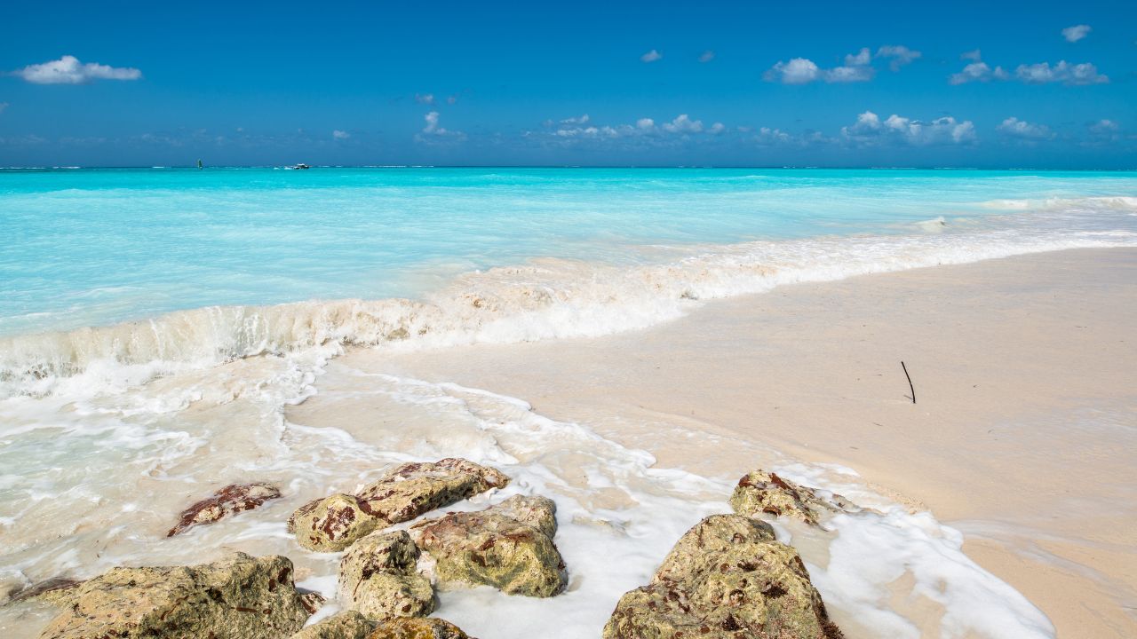 The Caribbean Just Swept the World's Best Beaches List—And One Island ...