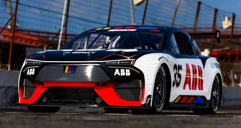 Dale Jr. Ridicules NASCAR VP's Idea of Having Electric Race Cars: "It ...