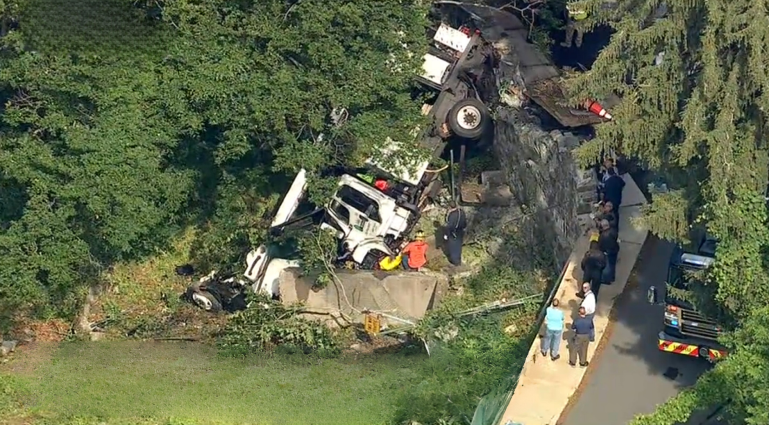 Truck Driver Jumped From His Rig Then Got Hit By His Own Trailer Before ...