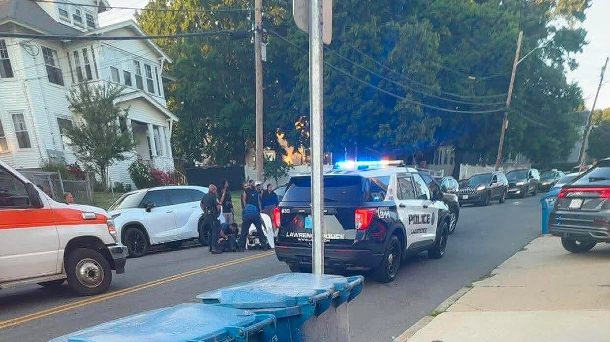 Massachusetts Officer Dragged Two Blocks by Fleeing Car, Suspect Caught ...