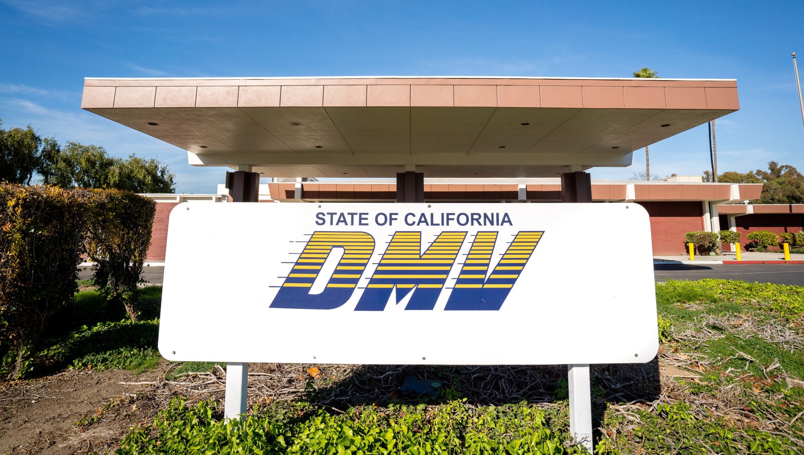 California Lawmakers Stall DMV Plan to Share Driver License Data With ...